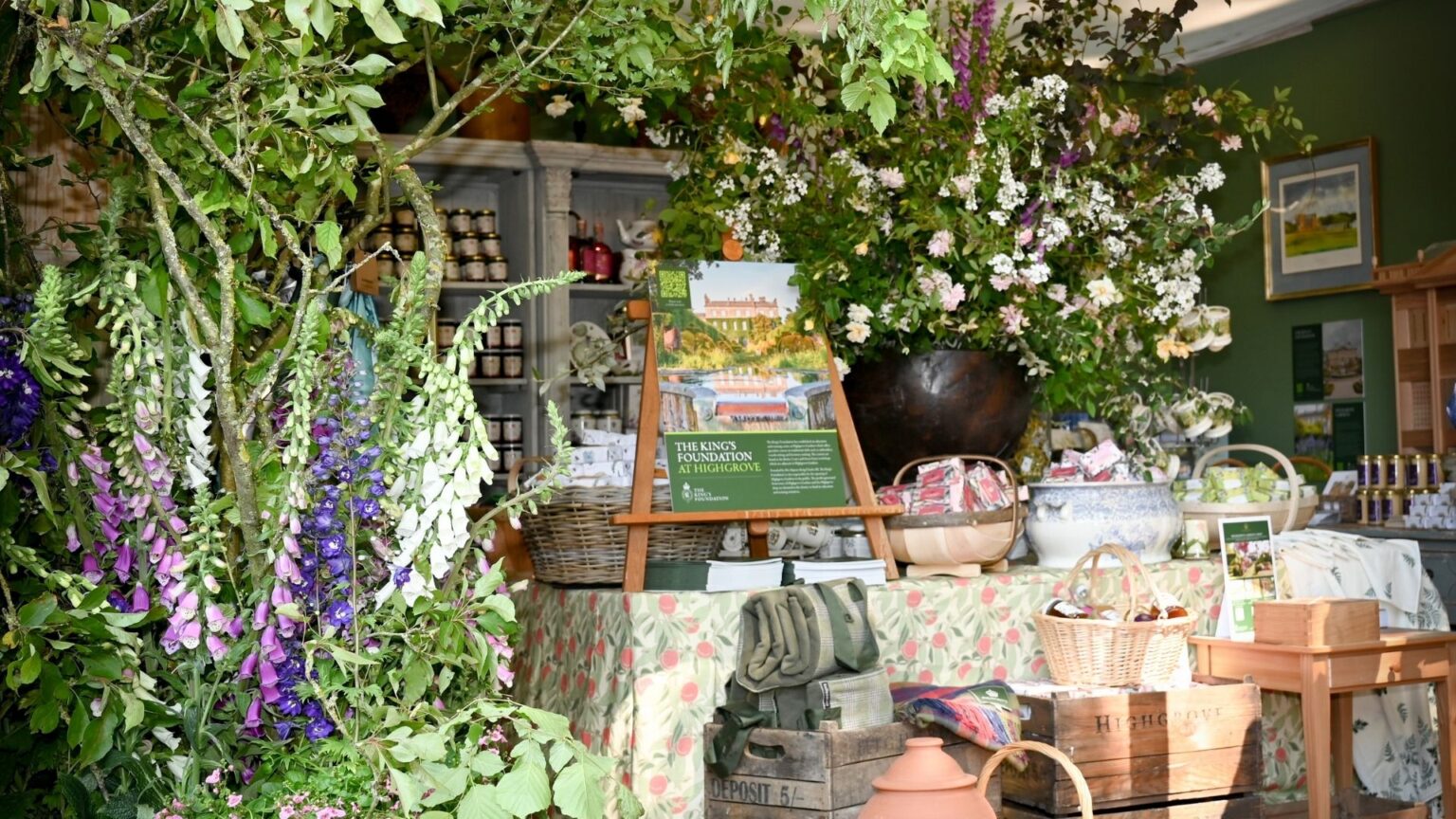 The King's Foundation and The Highgrove Shop return to the RHS Chelsea ...